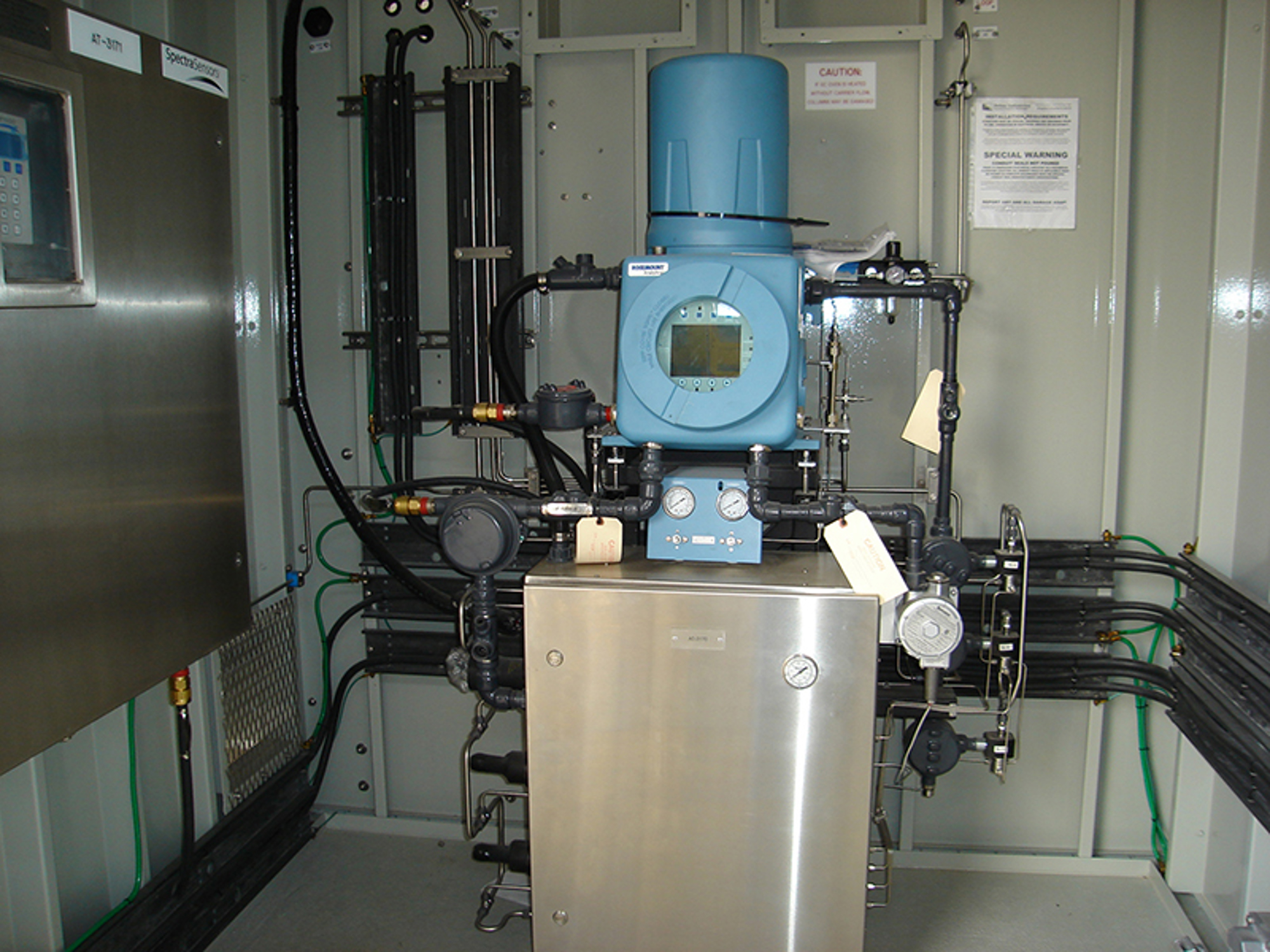 Analytical Packaged System | Accurate Measurement Controls Inc.